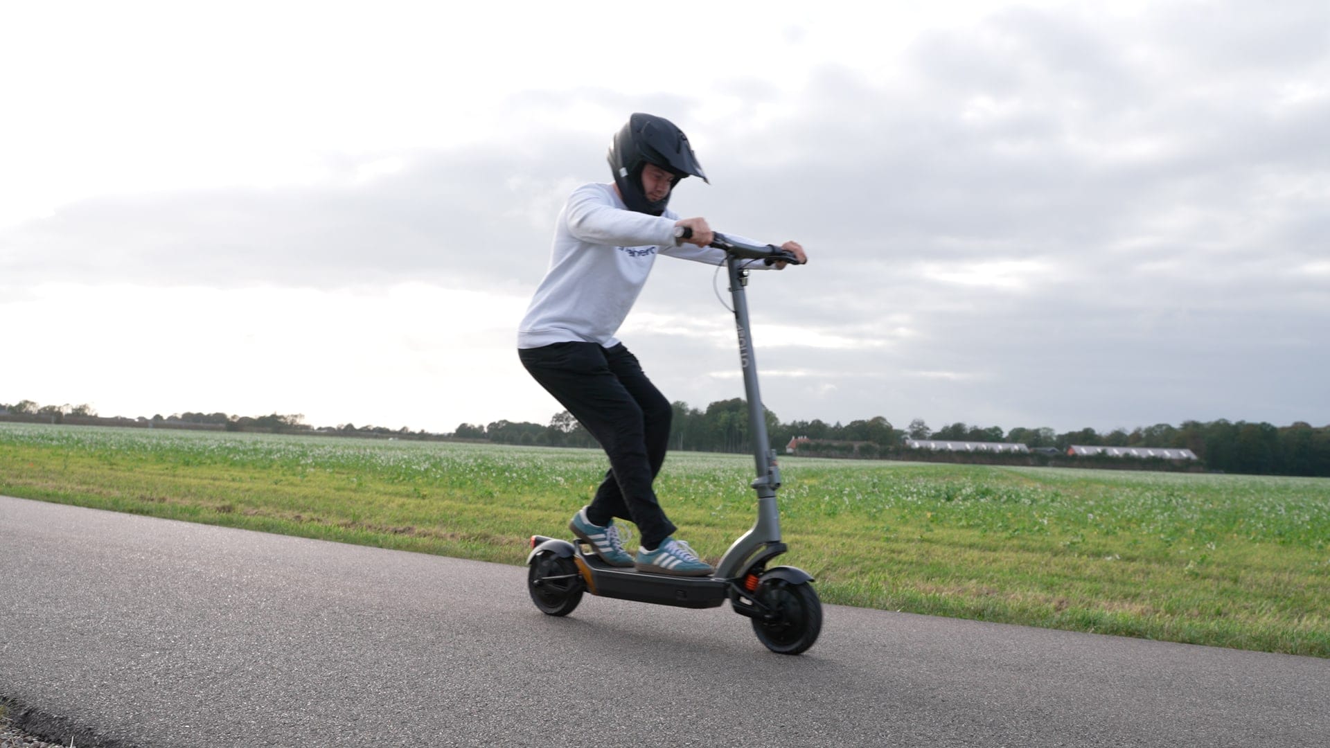 Apollo City Pro Review: My Favorite Dual-Motor Commuter