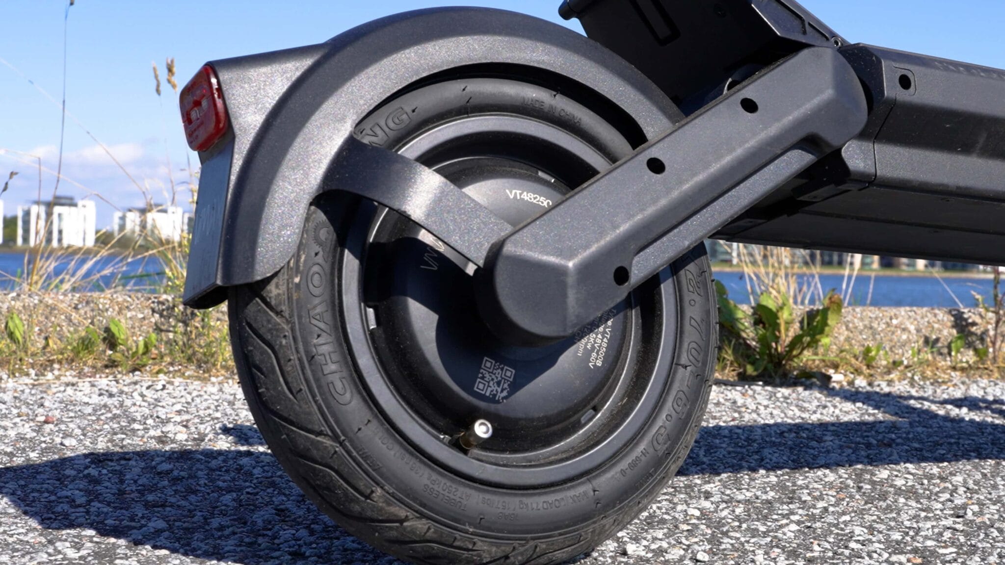 Vmax VX2 Hub Review: The Performance King of Commuters